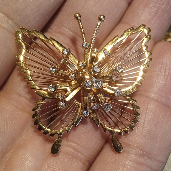Monet | Jewelry | Monet Gold Butterfly Brooch With Sparkling Accents ...